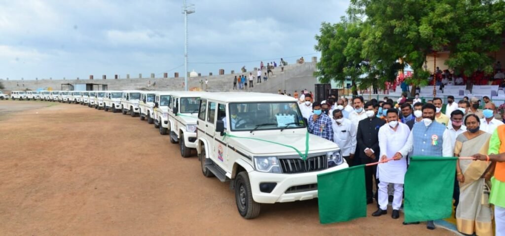 New cars on independence day for the health department - hospet.online