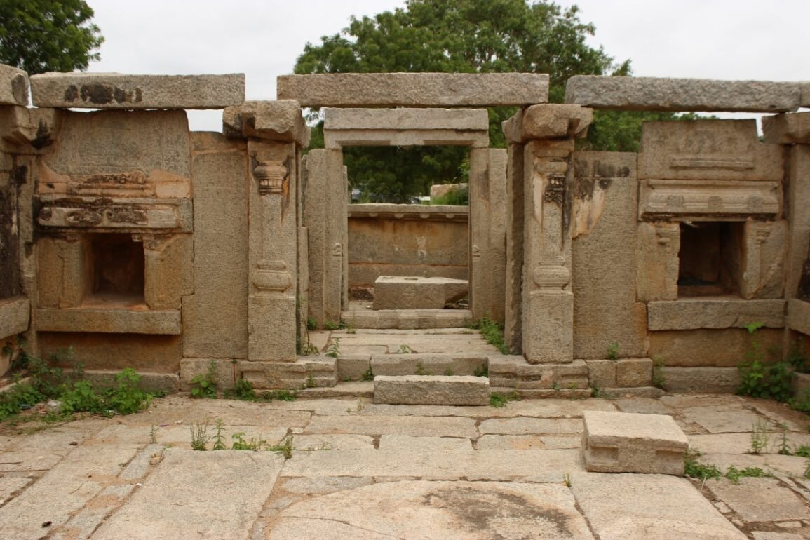 Pan Supari Bazaar - Unique Marketplace Of Ancient Hampi - hospet.online