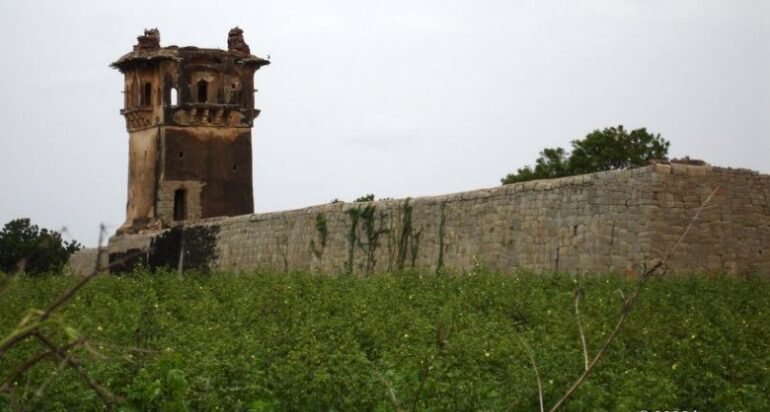 Zenana Enclosure - A Quadrangle Full Of Intricate Monuments