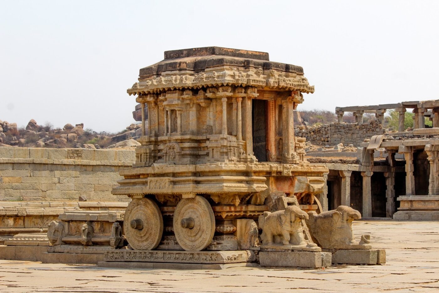 5+ Astonishing Facts About Discovery of Hampi Temples - hospet.online