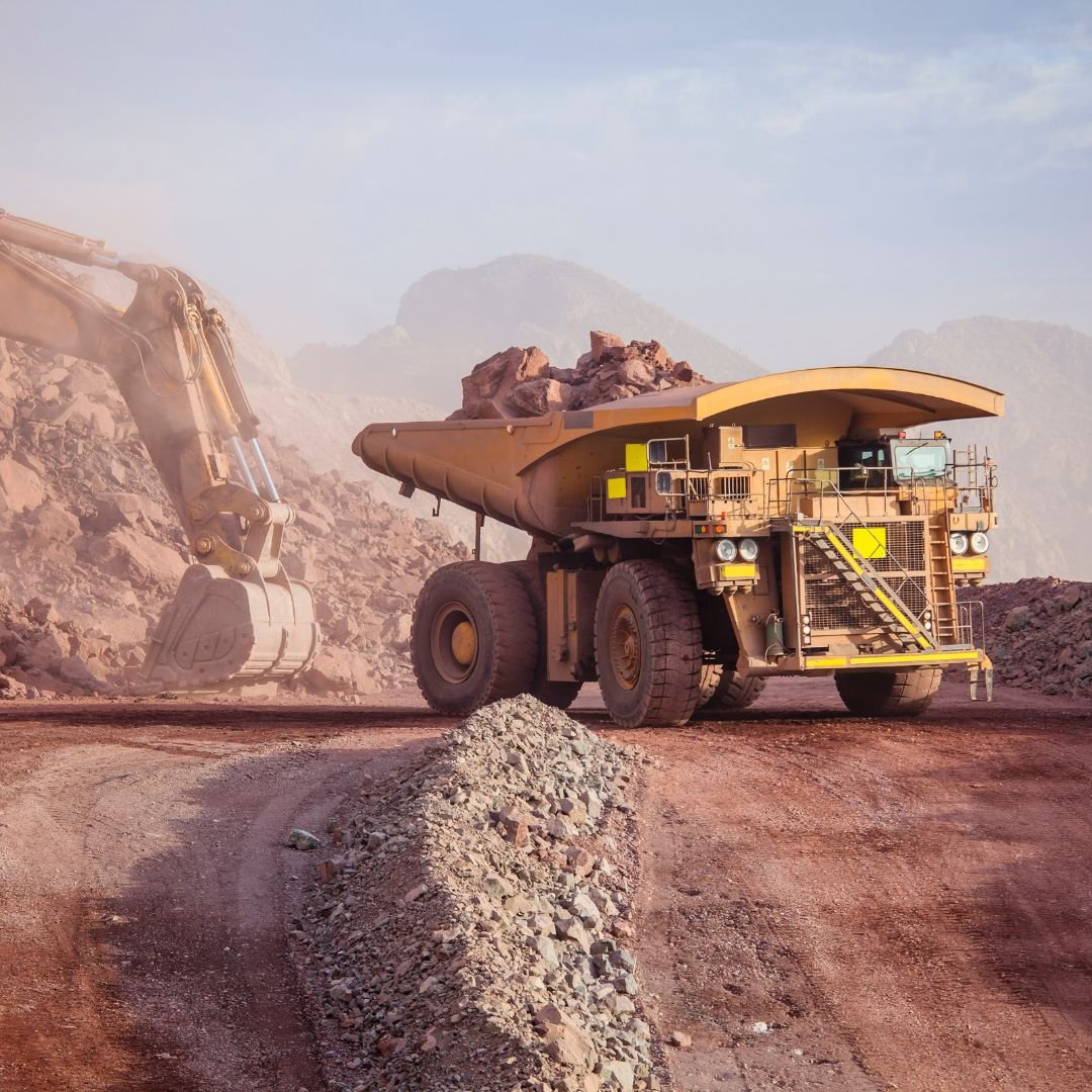 Kar HC issues notice to 5 mining firms at Kumaraswamy Hills in Sandur ...